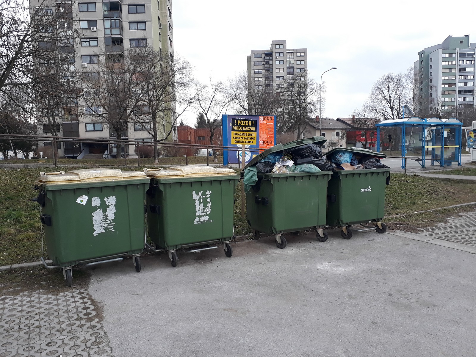 Od problemov s smetmi v Novi vasi minilo več kot eno leto, kako je zdaj?