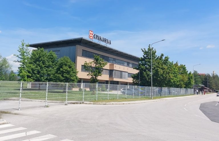 Cinkarna Celje odlično posluje in investira v energetsko samooskrbo ...