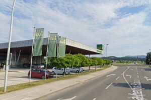 preberi.si - Celjsko gradbeno podjetje kupuje 13 nepremičnin s Tuševimi ...
